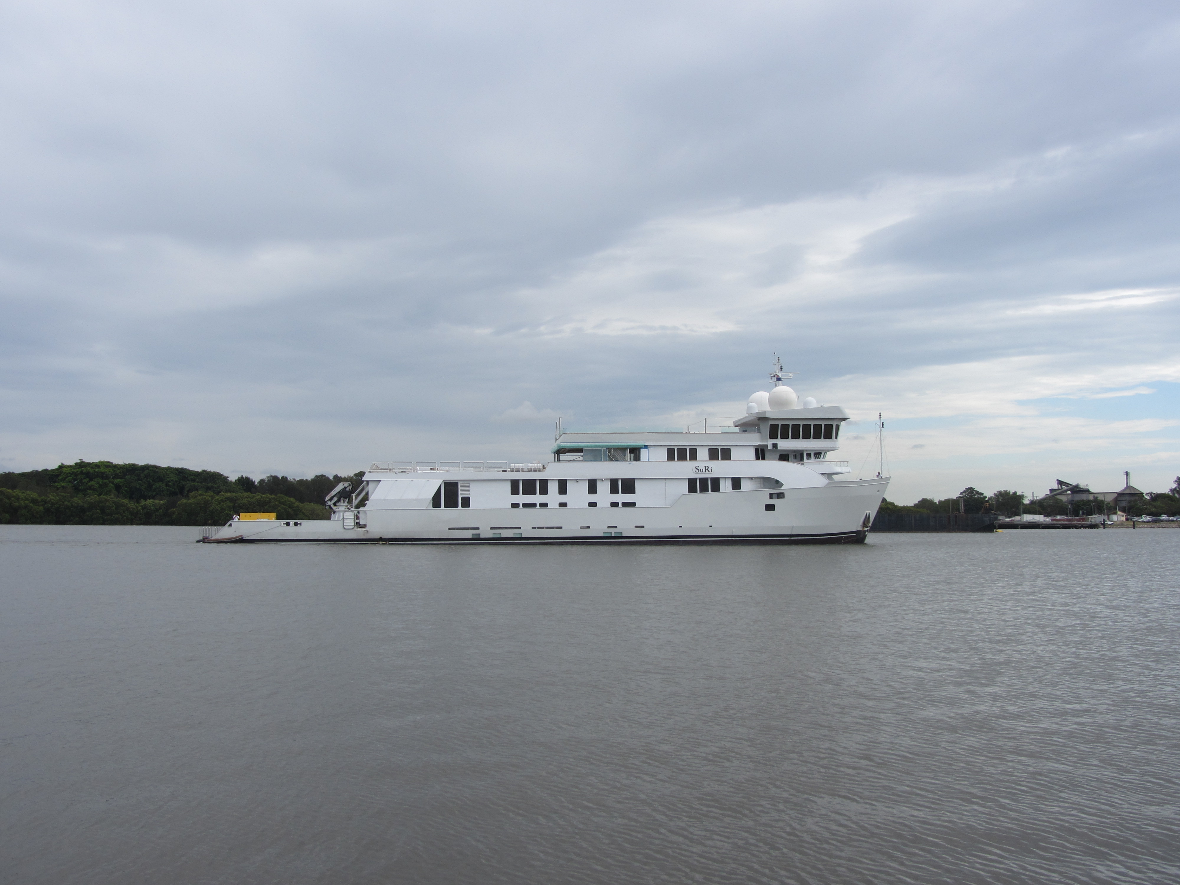 Halter Marine Image Gallery – Luxury Yacht Browser | by CHARTERWORLD ...